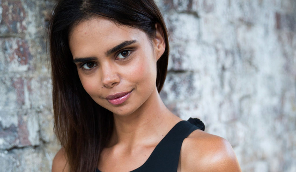 Supermodel Samantha Harris’ beauty routine - beautyheaven