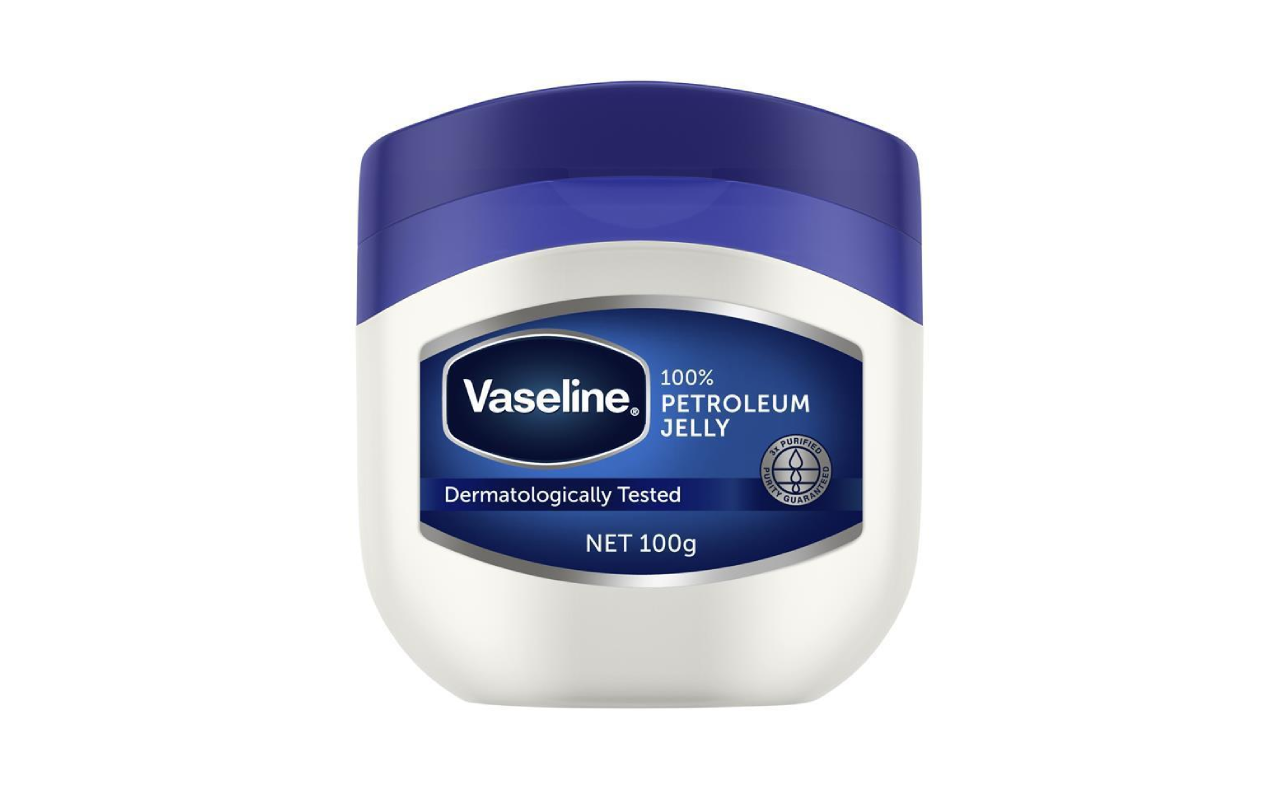 Is Vaseline Good For Skin? Can You Put Vaseline On Your Face?- beautyheaven