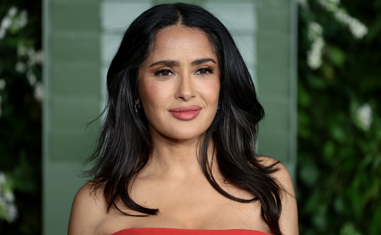 Salma Hayek Swears By 'Non-Robotic Rituals' In Her Routine - beautyheaven